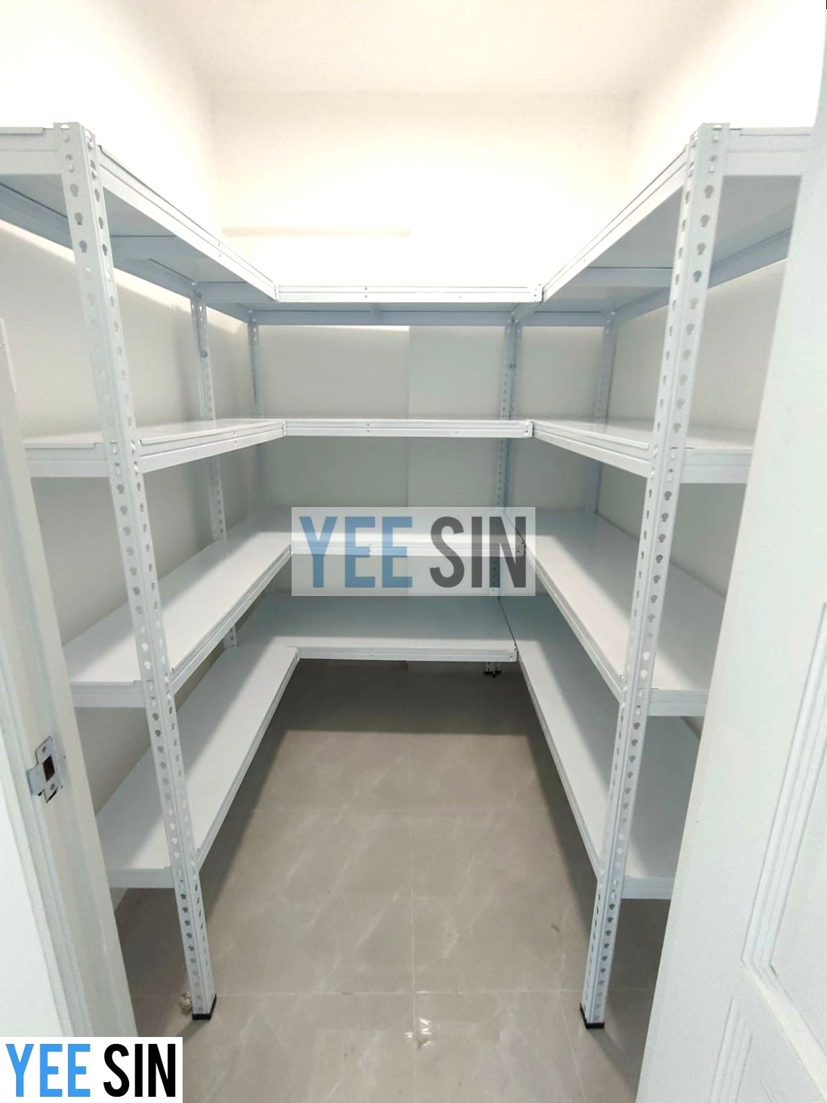 Glossy Boltless Rack with Metal Shelf